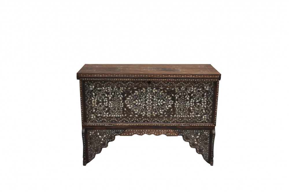 Syrian bridal chest inlaid with mother of pearl - Artiquea